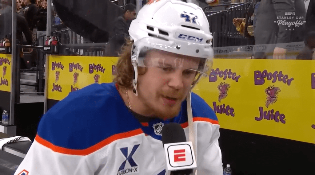 The Edmonton Oilers' second line with Kasperi Kapanen and Vasily ...